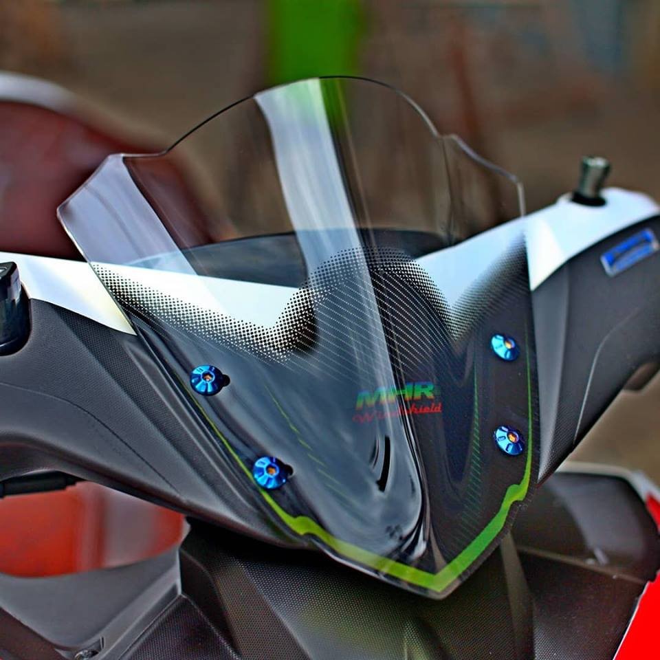 Front shield Yamaha Aerox carbon pattern-CLEAR